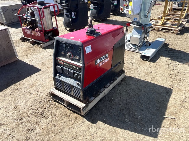 Lincoln Miller 305G 300 A Engine Driven Welder | Ritchie Bros. Auctioneers