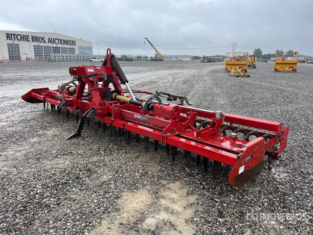 2001 Breviglieri Premier 600 Harrow Packer | Ritchie Bros. Auctioneers