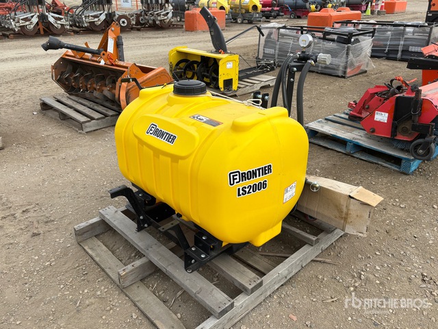 2023 Frontier LS2006 12 ft 6 in 3-Point Estate Sprayer (Unused ...