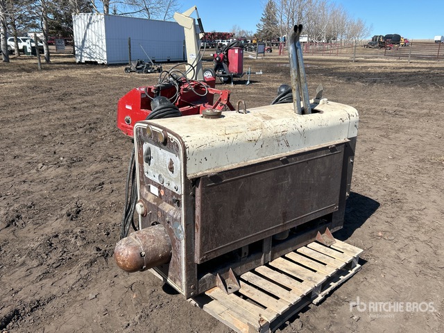 Lincoln SA-200-F-163 200 A Stick Engine Driven Welder | Ritchie Bros ...