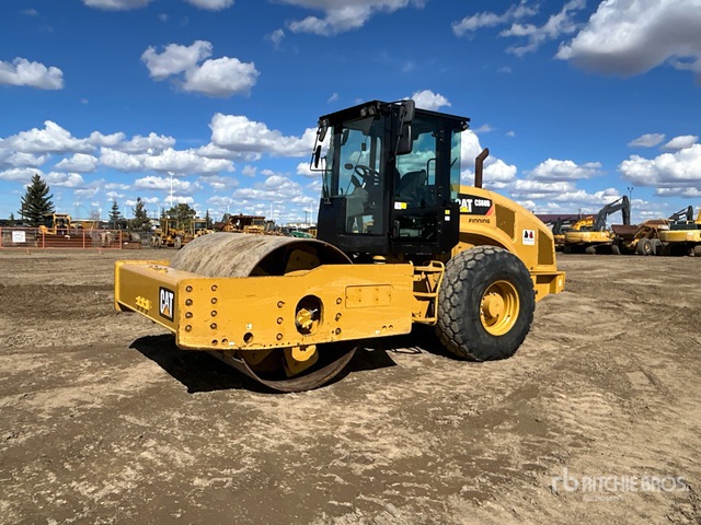 2013 Cat CS68B Smooth Drum Compactor | Ritchie Bros. Auctioneers