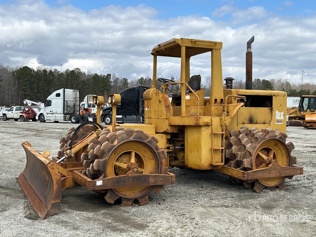 1975 Cat 815 Soil Compactor | Ritchie Bros. Auctioneers