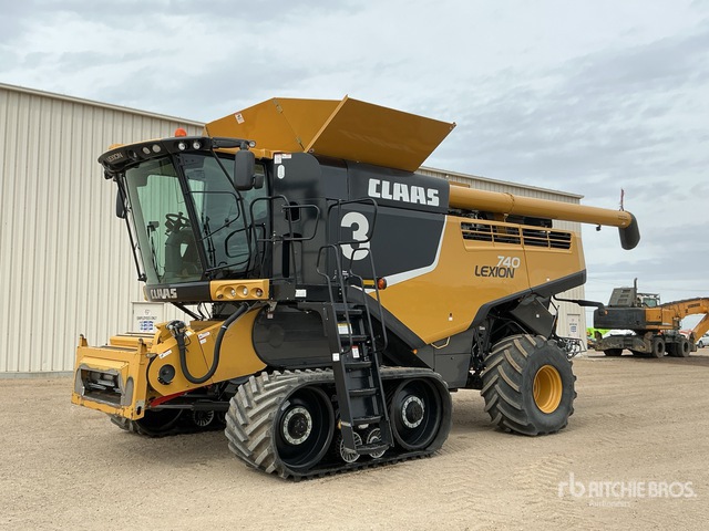 2016 Claas Lexion 740TT Combine Harvester | Ritchie Bros. Auctioneers