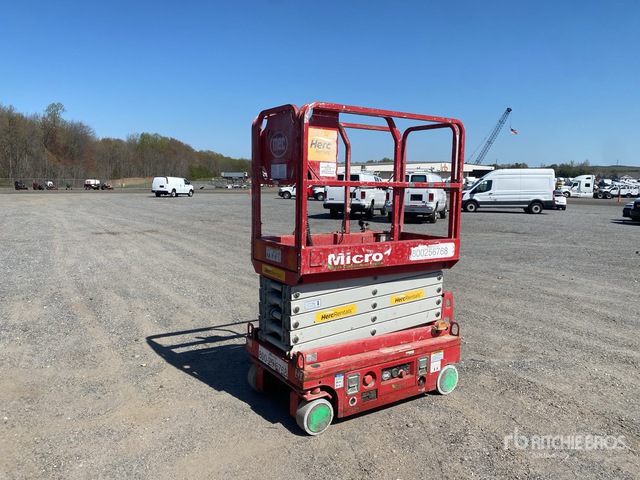 2019 MEC MICRO 19 Electric Scissor Lift | Ritchie Bros. Auctioneers