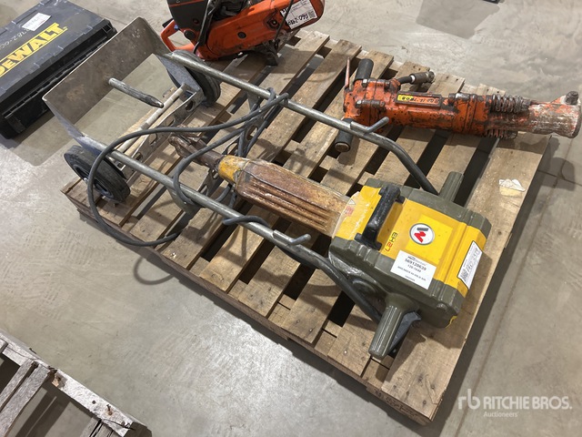 2012 Wacker Neuson EH27/120 Electric Demolition Breaker | Ritchie Bros ...