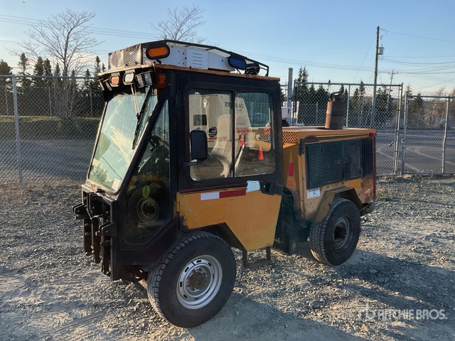 2010 Trackless MT6 Municipal Tractor | Ritchie Bros. Auctioneers