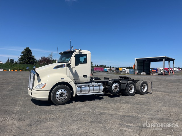 2019 Kenworth T680 8x4 Day Cab Prime Mover | Ritchie Bros. Auctioneers