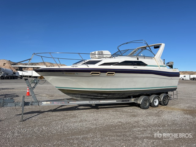 1987 Bayliner 27 ft Bay Boat w/2008 Venture Trailer | Ritchie Bros ...