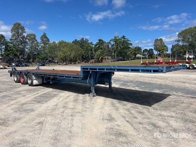 2008 MaxiTrans 13.3 m Tri/A Step Deck Trailer | Ritchie Bros. Auctioneers