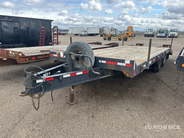 2009 Towmaster T-20 25 ft T/A Equipment Trailer | Ritchie Bros. Auctioneers