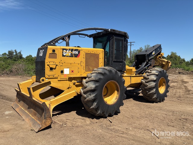 2015 Cat 525D 4x4 Skidder | Ritchie Bros. Auctioneers