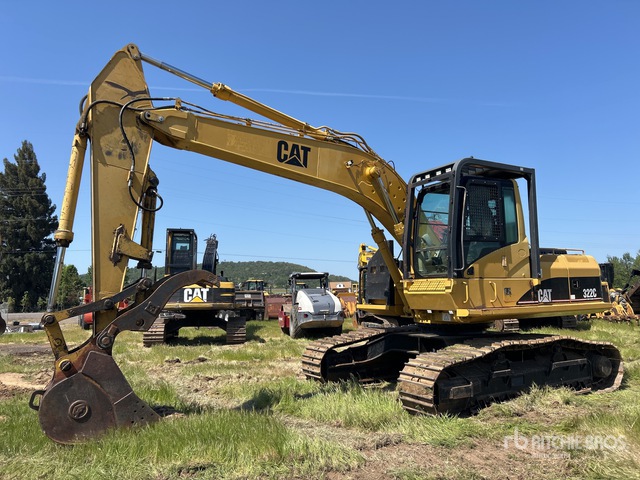 2003 Cat 322C Tracked Excavator | Ritchie Bros. Auctioneers