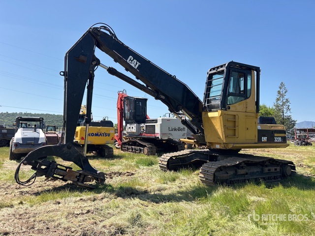 2000 Cat 322bll Heel Boom Log Loader | Ritchie Bros. Auctioneers