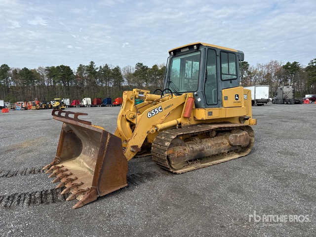2005 John Deere 655C Series II Crawler Loader | Ritchie Bros. Auctioneers