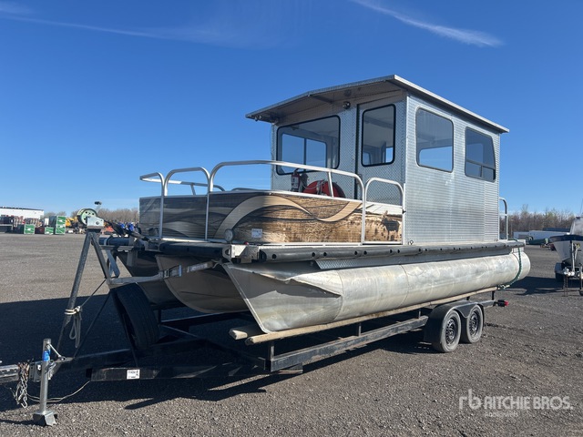 Custom Built 22 ft Pontoon Boat | Ritchie Bros. Auctioneers