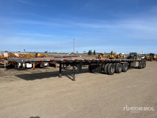 2005 Doepker 32 ft Super B-Train Lead Flatbed Trailer | Ritchie Bros ...