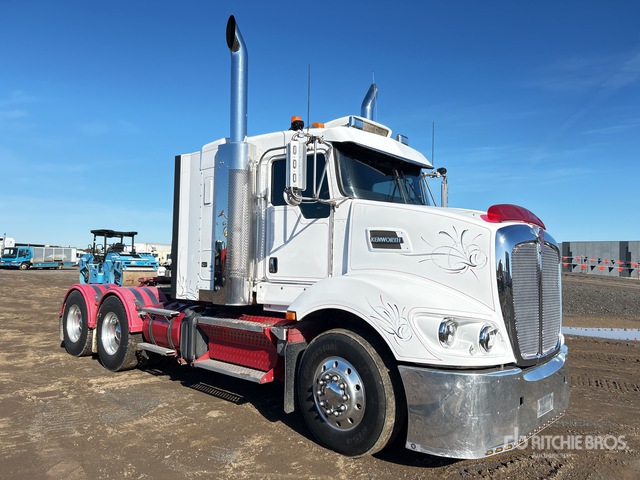 2013 Kenworth T403 6x4 Sleeper Prime Mover | Ritchie Bros. Auctioneers