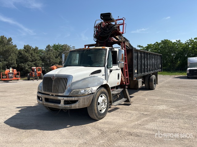 Prentice 120E-BC Articulated Boom on 2012 International 4300 4x2 ...