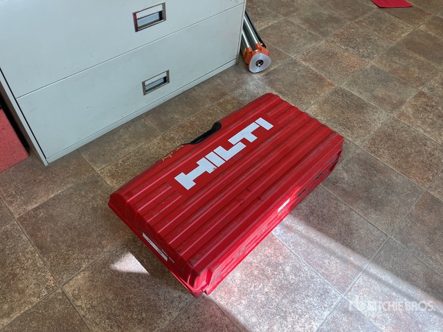 Hilti DG150 Concrete Grinder | Ritchie Bros. Auctioneers