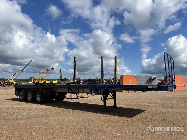 2009 Barker Tri/A 13.7 m - 19.7 m Extendable Flatbed Trailer | Ritchie ...