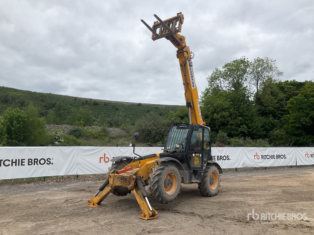 2011 JCB 535-125 Telehandler | Ritchie Bros. Auctioneers