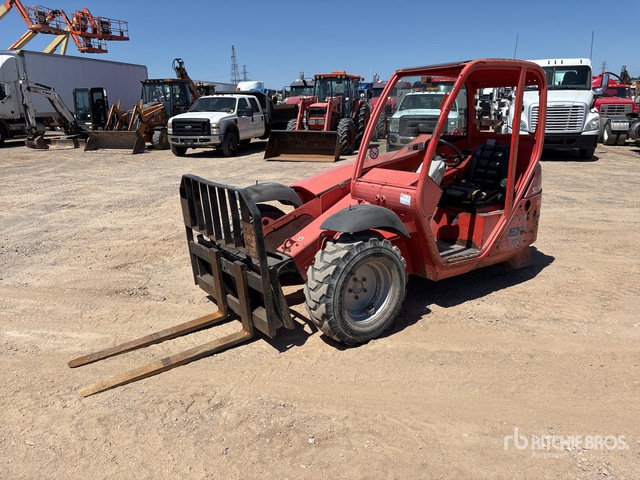 2007 Manitou SLT4158 3-Wheel Telehandler | Ritchie Bros. Auctioneers