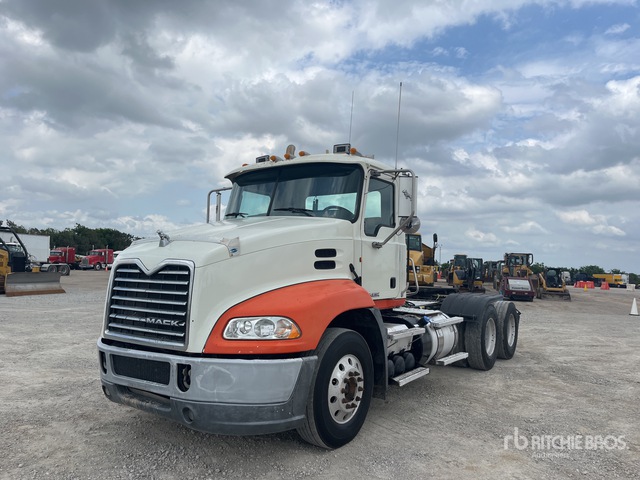 2016 Mack CXU613 6x4 T/A Day Cab Truck Tractor | Ritchie Bros. Auctioneers