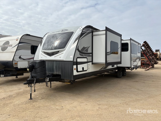 2020 Jayco White Hawk 37 ft 4 in Travel Trailer | Ritchie Bros. Auctioneers