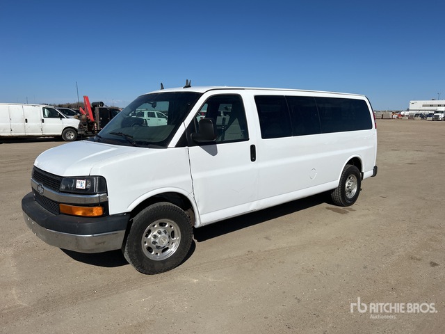 2015 Chevrolet Express 3500 15 Passenger Van | Ritchie Bros. Auctioneers