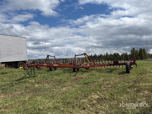 34 ft Root Rake | Ritchie Bros. Auctioneers