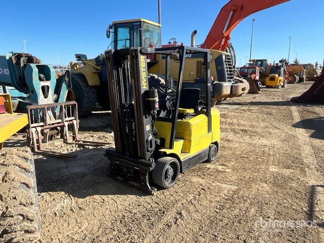 2001 Hyster S60XM 6000 lb Cushion Tire Forklift (Inoperable) | Ritchie ...