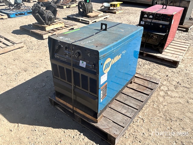 Miller 452 Electric Welder | Ritchie Bros. Auctioneers