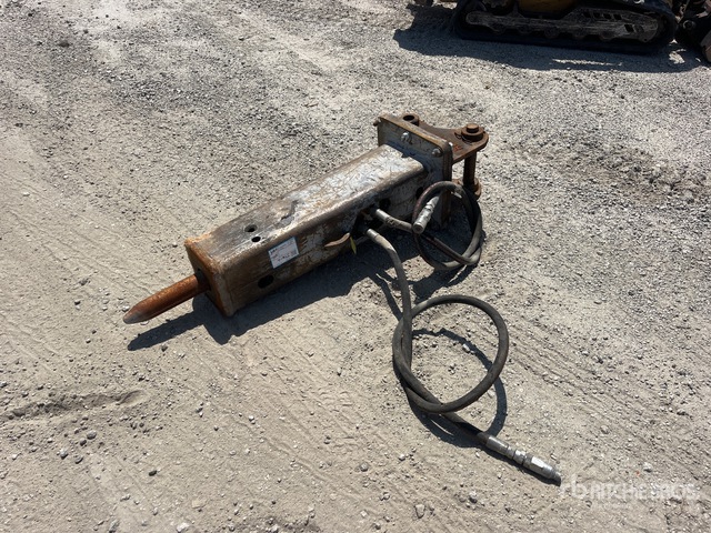 Cat B4 Hydraulic Breaker | Ritchie Bros. Auctioneers