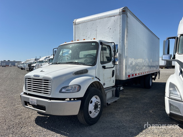 2016 Freightliner M2106 4x2 Van Truck | Ritchie Bros. Auctioneers