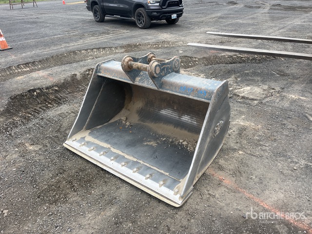 PSM 60 in 1.25 cyd Cleanup Excavator Bucket - Fits John Deere 135G ...