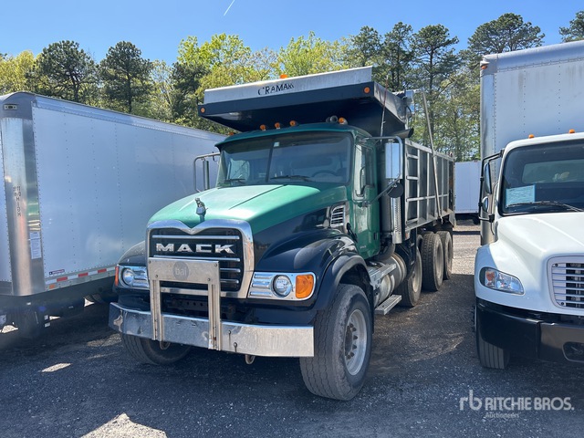 2005 Mack CV713 Grantie 8x4 Transfer 8x4 Tipper Truck | Ritchie Bros ...