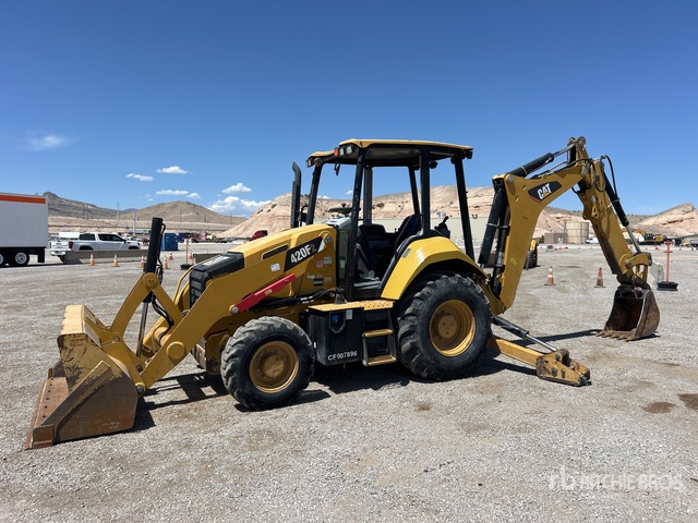 2017 Cat 420 F2 4x4 Retroexcavadora | Ritchie Bros. Auctioneers