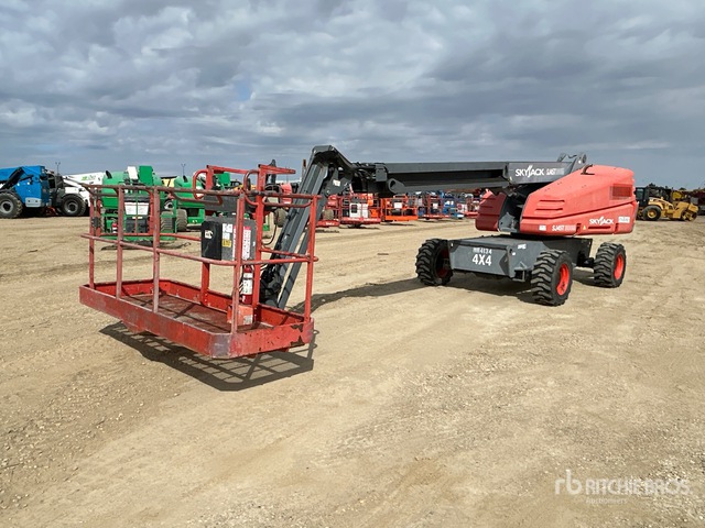 2014 Skyjack SJ45T 4WD Dual Fuel Telescopic Boom Lift | Ritchie Bros ...