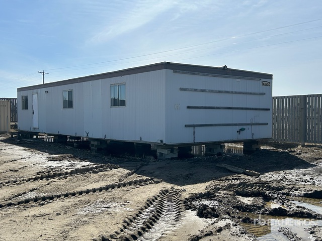1988 Travco Industrial 52 ft x 20 ft Mobile Housing Unit | Ritchie Bros ...