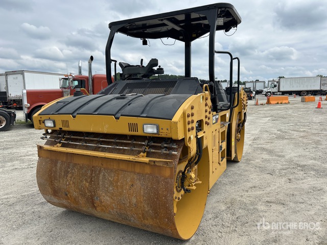2017 Cat CB64B Double Drum Roller | Ritchie Bros. Auctioneers