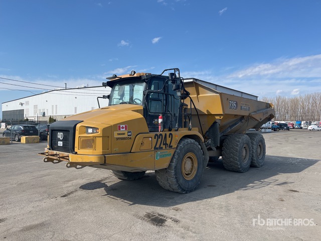 2022 Cat 735 Articulated Dump Truck | Ritchie Bros. Auctioneers