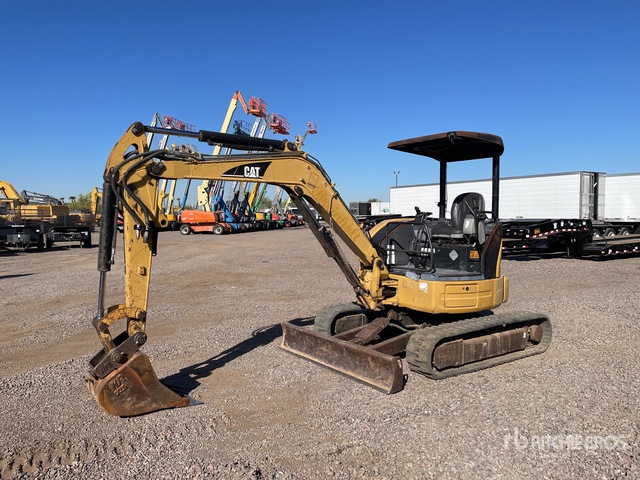 2006 Cat 305.5C CR Mini Excavator | Ritchie Bros. Auctioneers