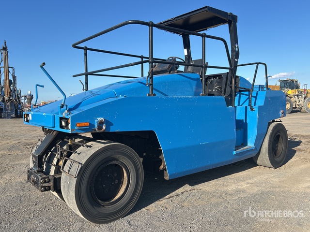 2003 Dynapac CP205 7 Wheel Pneumatic Roller | Ritchie Bros. Auctioneers