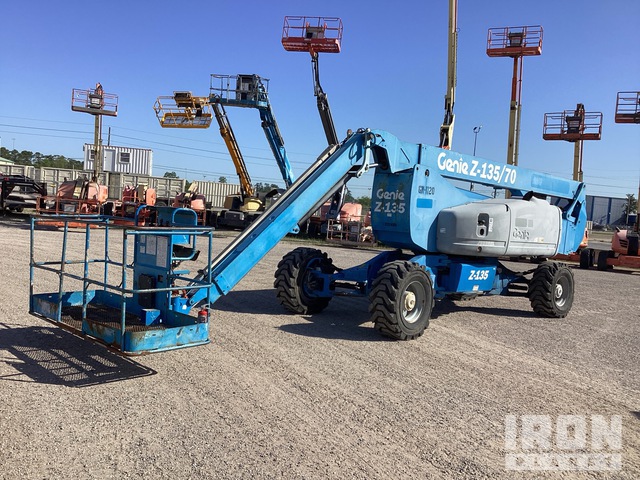 2011 Genie Z135/70 4WD Diesel Articulating Boom Lift | Ritchie Bros ...
