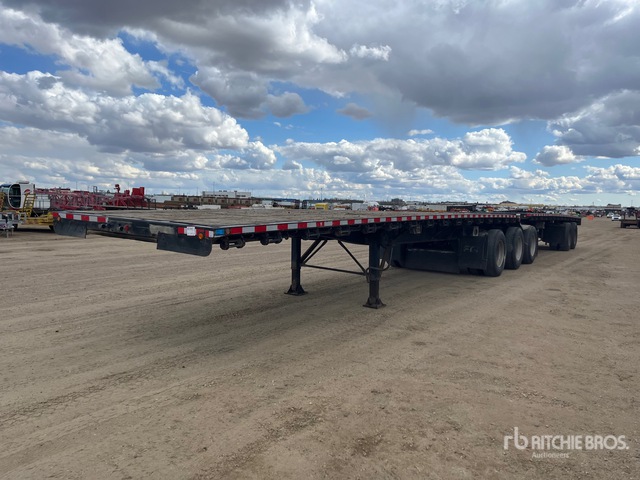 2011 Lode King 32 ft Super B-Train Lead Flatbed Trailer | Ritchie Bros ...