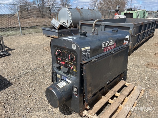 Lincoln 300 300 A Engine Driven Welder (Inoperable) | Ritchie Bros ...