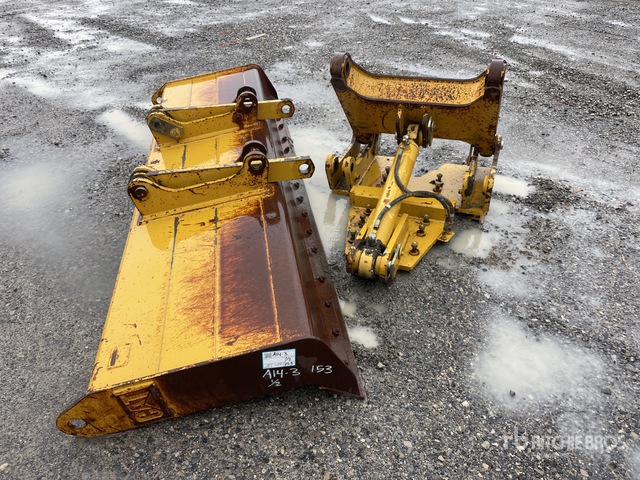 Cat Front Lift Group & Motor Grader Blade | Ritchie Bros. Auctioneers
