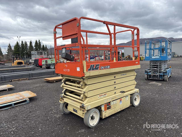2002 JLG 3246E2 Electric Scissor Lift | Ritchie Bros. Auctioneers