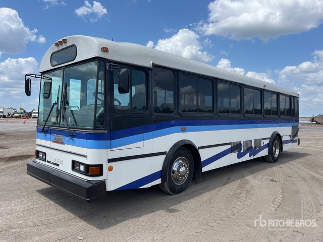 2000 Thomas Saf-T-Liner MVP EF 4x2 34-Seat Transit Bus | Ritchie Bros ...