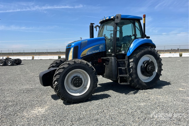 2010 New Holland T8050 4WD Tractor | Ritchie Bros. Auctioneers